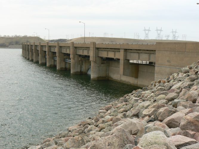 Water levels rise upstream, flooding downstream on Missouri River ...